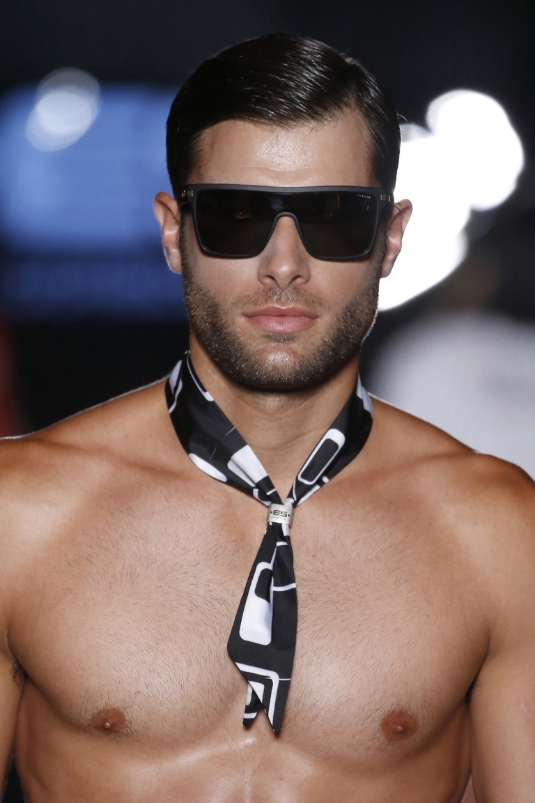 ES Collection SS19 at 080 Barcelona Fashion Week | Client Magazine