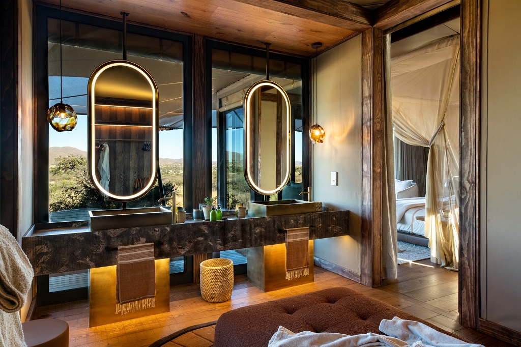 Unveiling Loapi: A Luxury Safari Retreat in the Heart of Tswalu ...